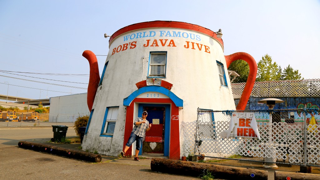 Bob's Java Jive, le bar cafetière géante | Lost In The USA